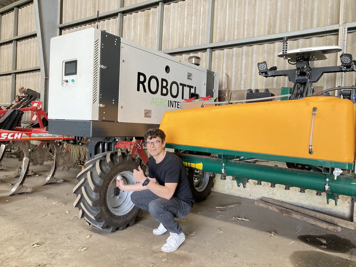 Agricultural robots and soil compaction – Lightweight is the way